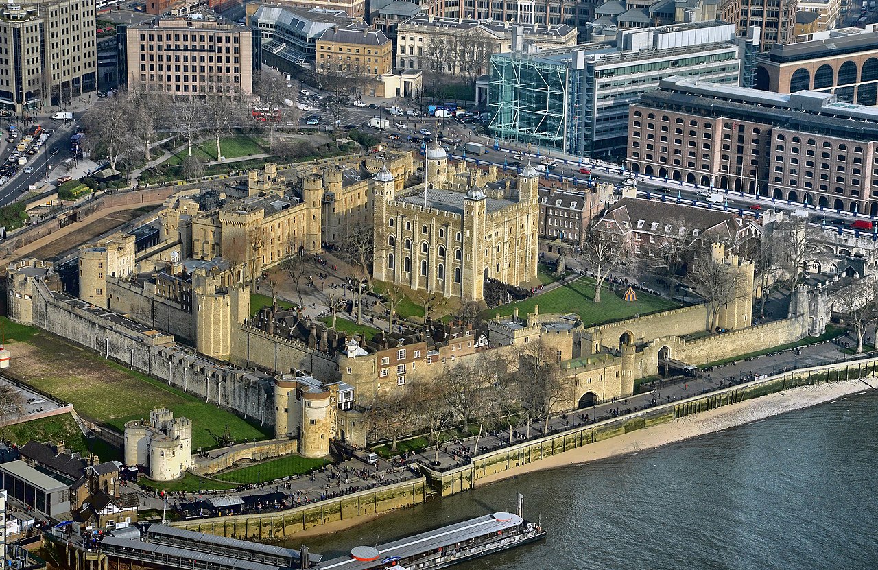 3 of the Oldest Castles to Visit in the UK - History Chronicle
